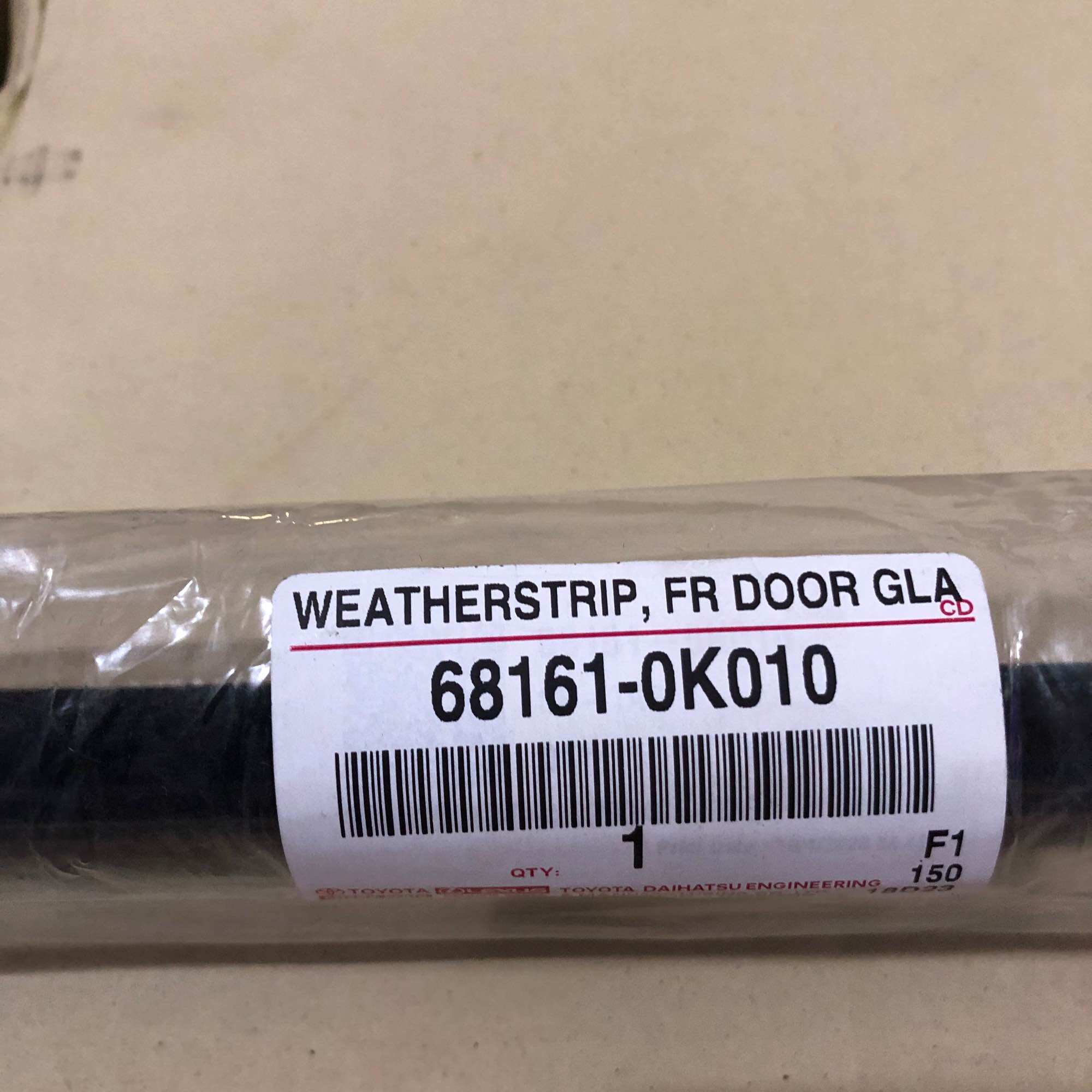 GENUINE/ORIGINAL TOYOTA WEATHERSTRIP OUTER FRONT RIGHT DOOR FOR HILUX ...