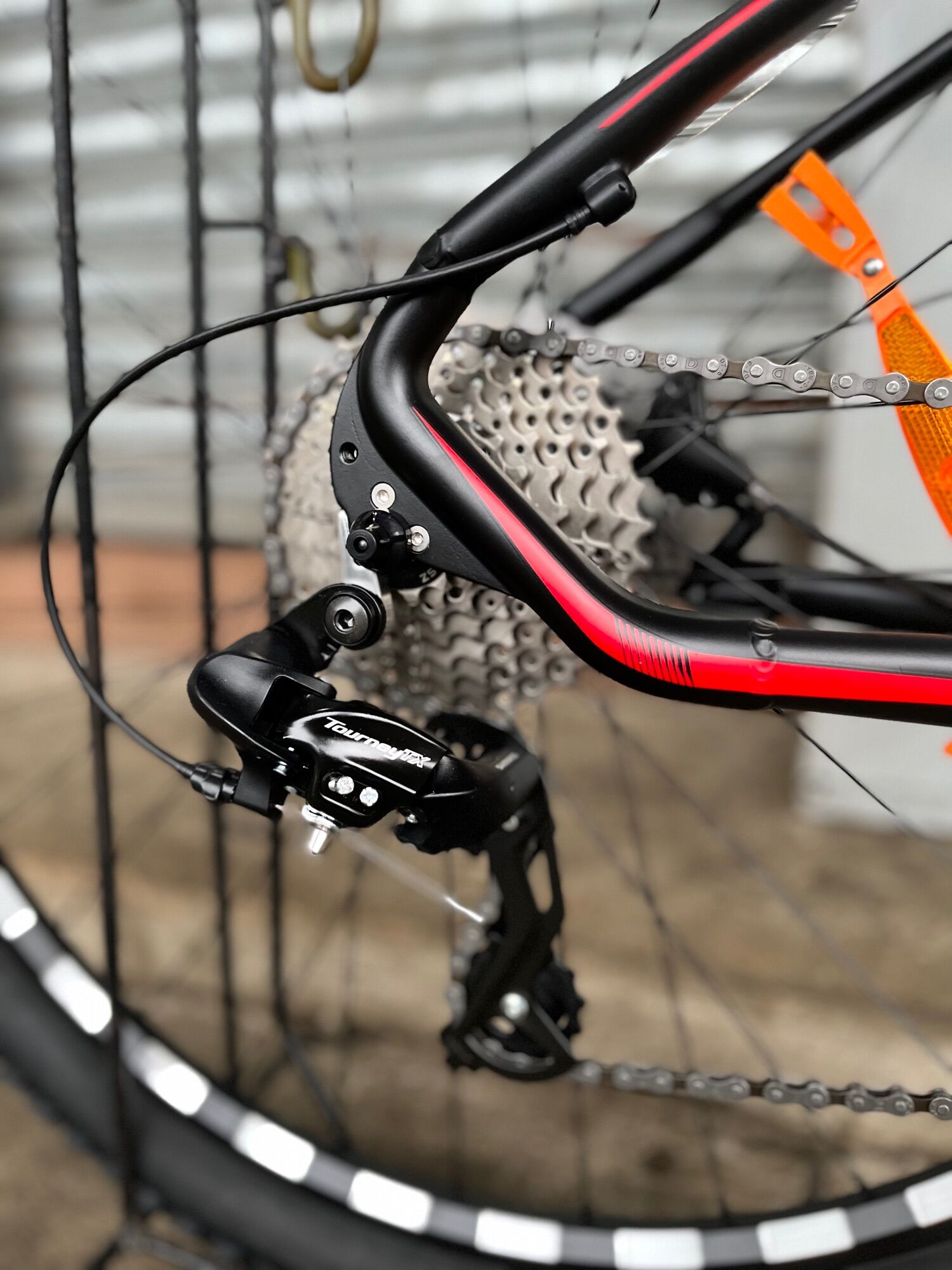 Foxter Trivor Mountain Bikes 29 & 27.5 Hydraulics 1*8spd With freebies ...