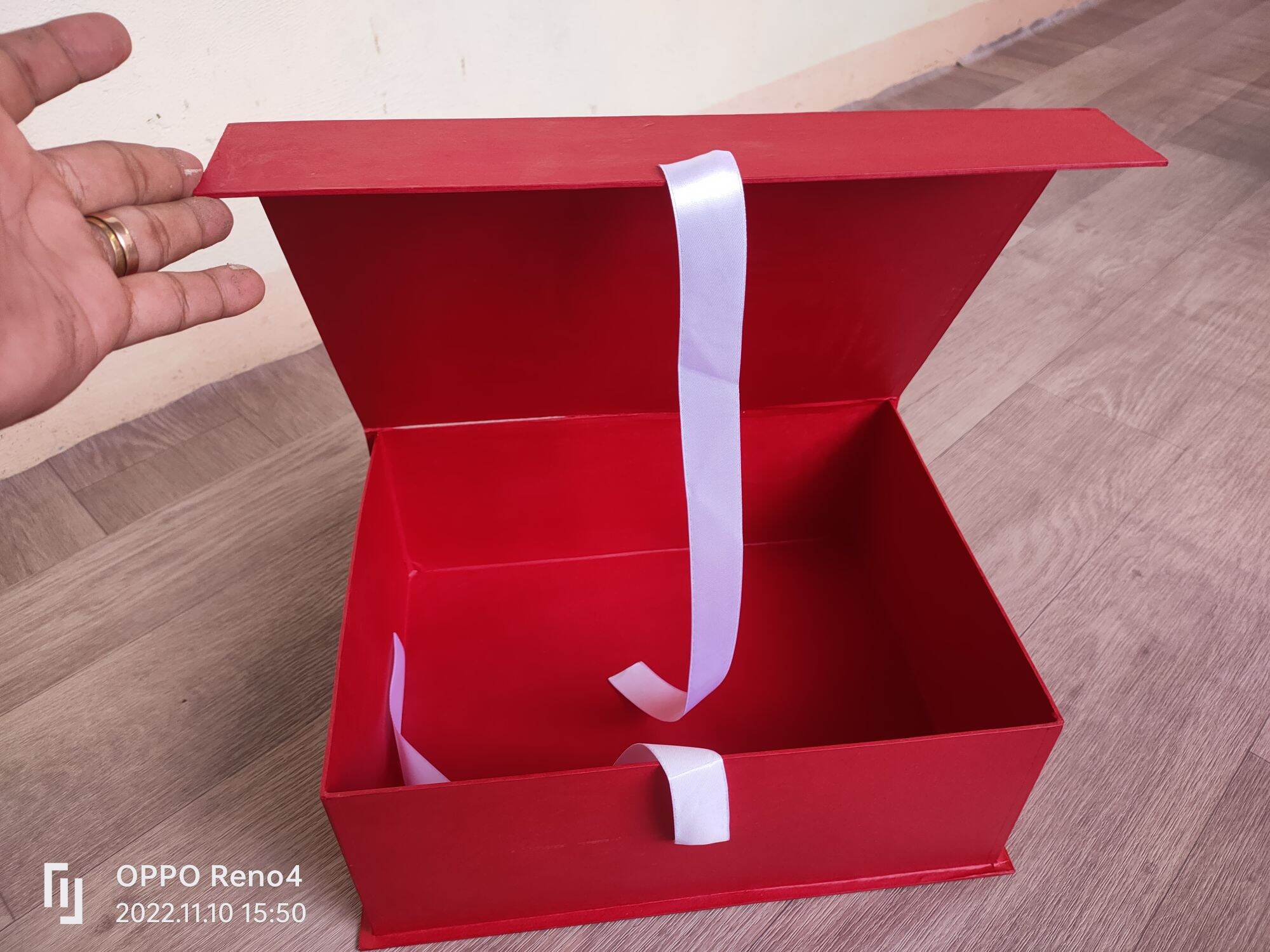 13X10X5 INCHES ONHAND FLIP BOX 25PSC WITH WHITE RIBBON.. | Lazada PH