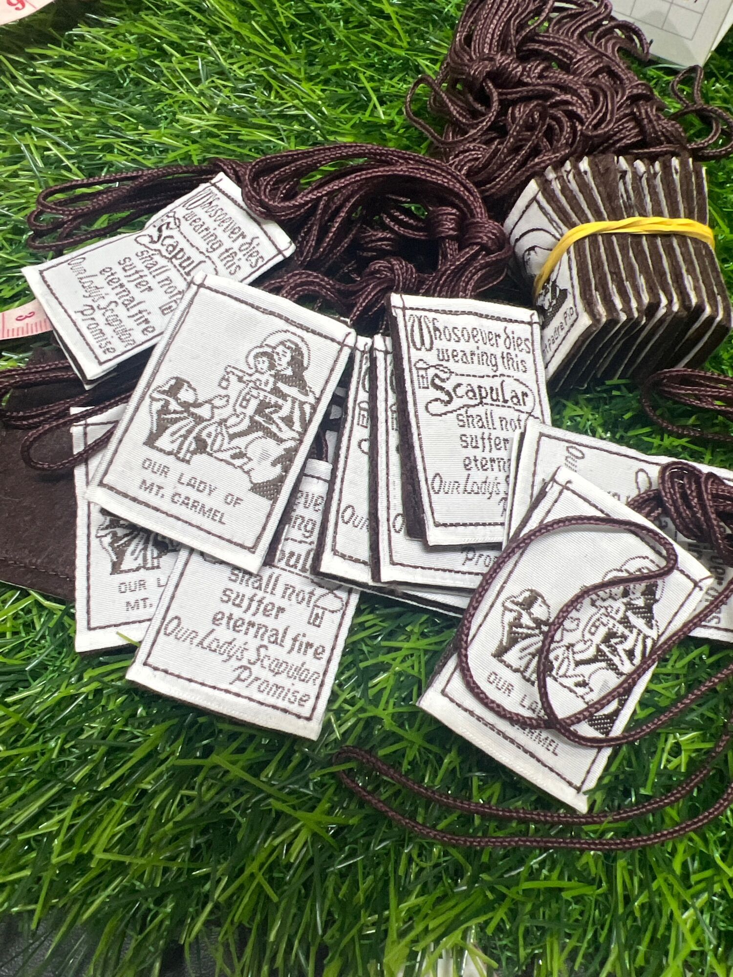 WHOLESALE - Brown Scapular (Mt. Carmel) / wool cloth (50pcs) | Lazada PH