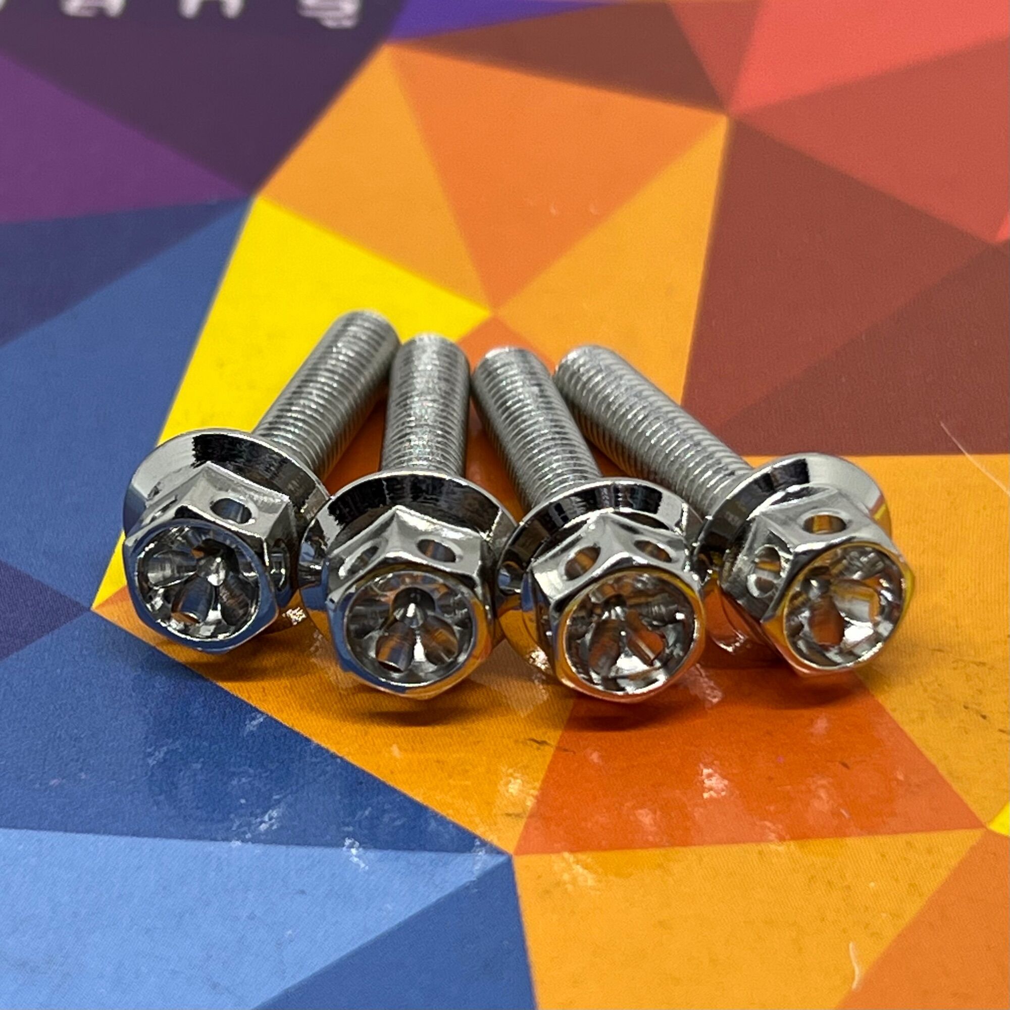 Windshield/Visor Bolts for NmaxV1/V2, AeroxV1/V2, ADV (4Pcs) | Lazada PH