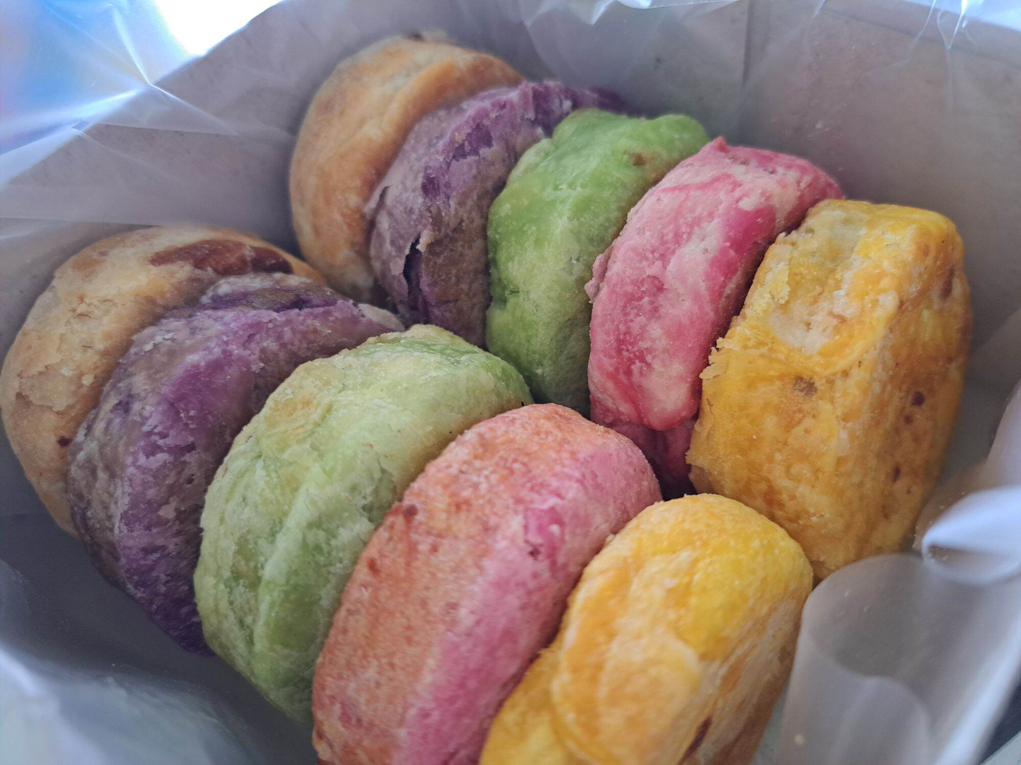ASSORTED HOPIA ( PINEAPPLE, STRAWBERRY, PANDAN, MONGGO UBE FLAVORED ...