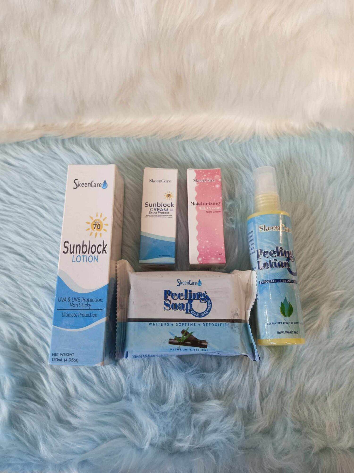 Shop online with GO and GLOW SHOP now! Visit GO and GLOW SHOP on Lazada.