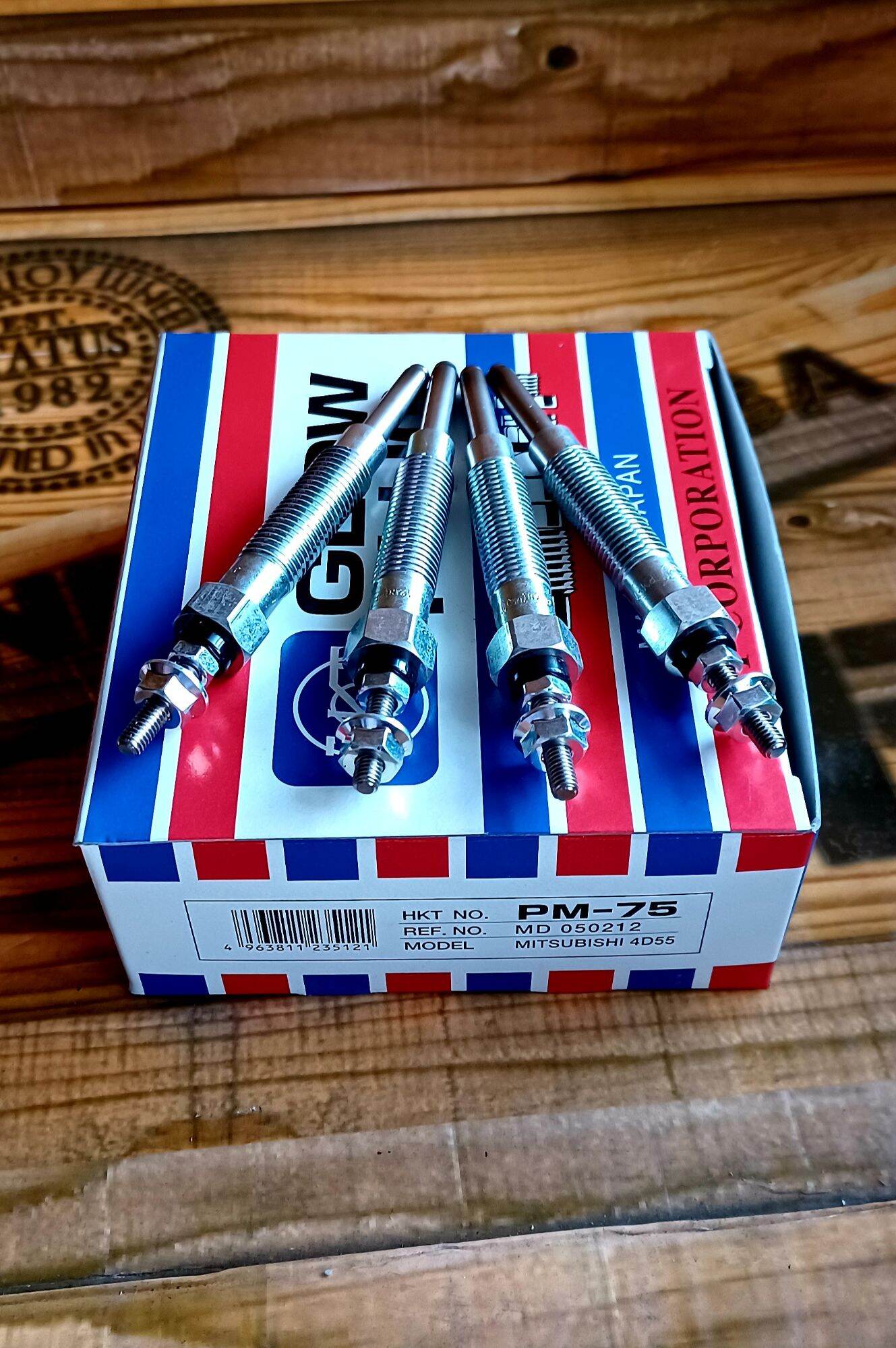 Glow plug HKT japan Mitsubishi L300 4D55/56 PM-75 (230/1PC) | Lazada PH