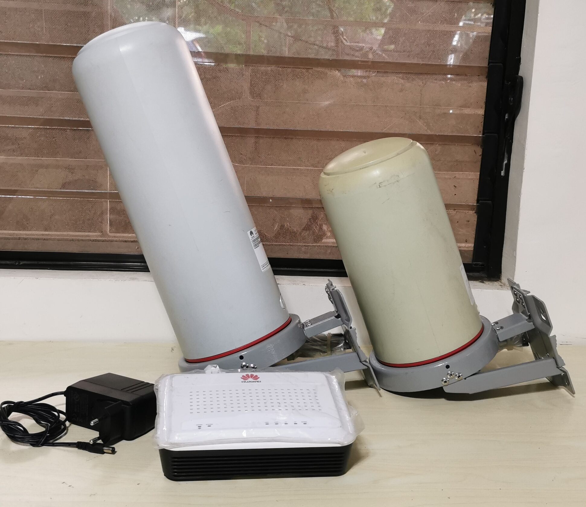 5G Outdoor CPE B3368-A01 openline (pwede any sim),world's first 8x8 ...