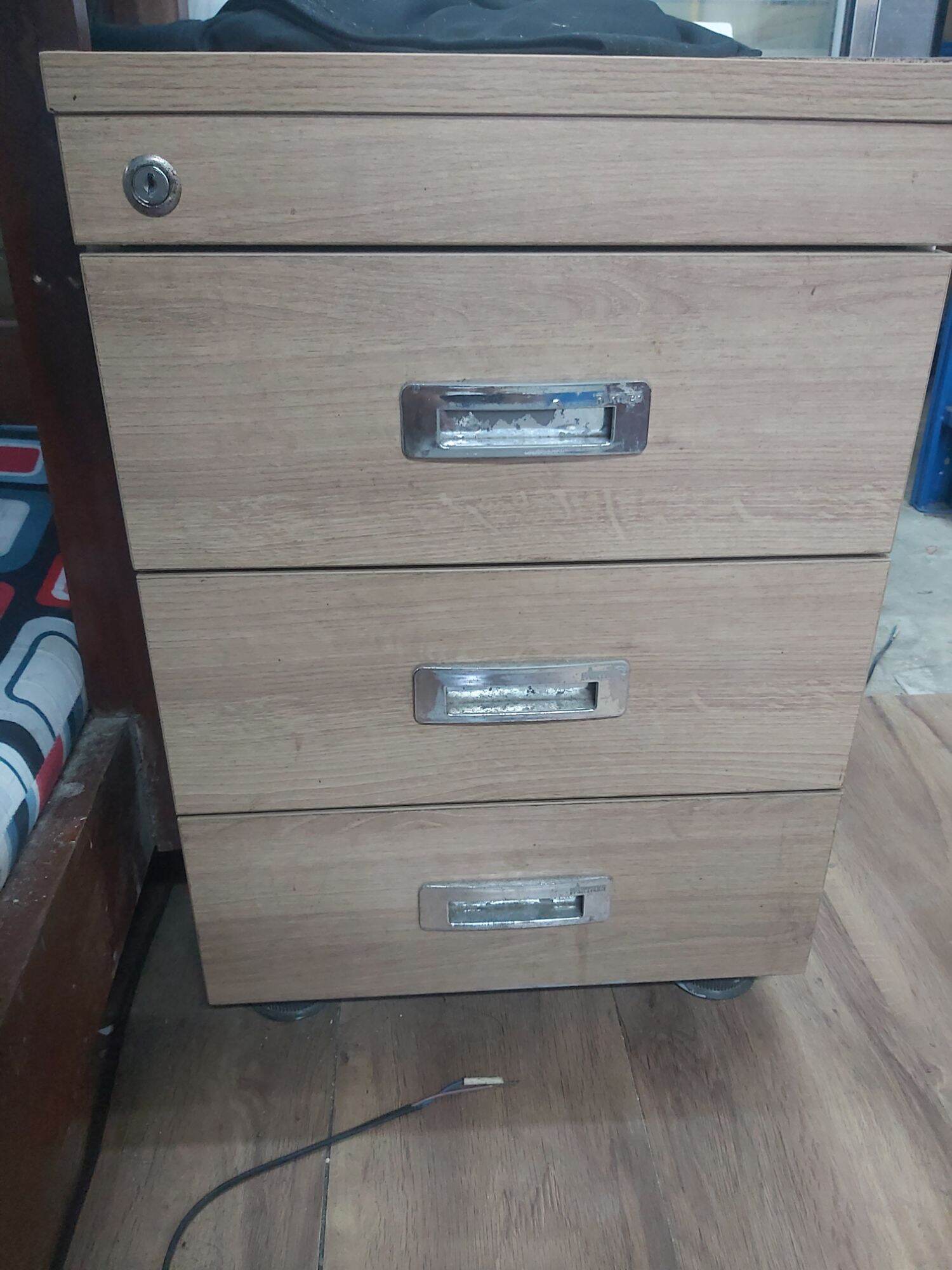 Drawer cabinet with 3 lock | Lazada PH