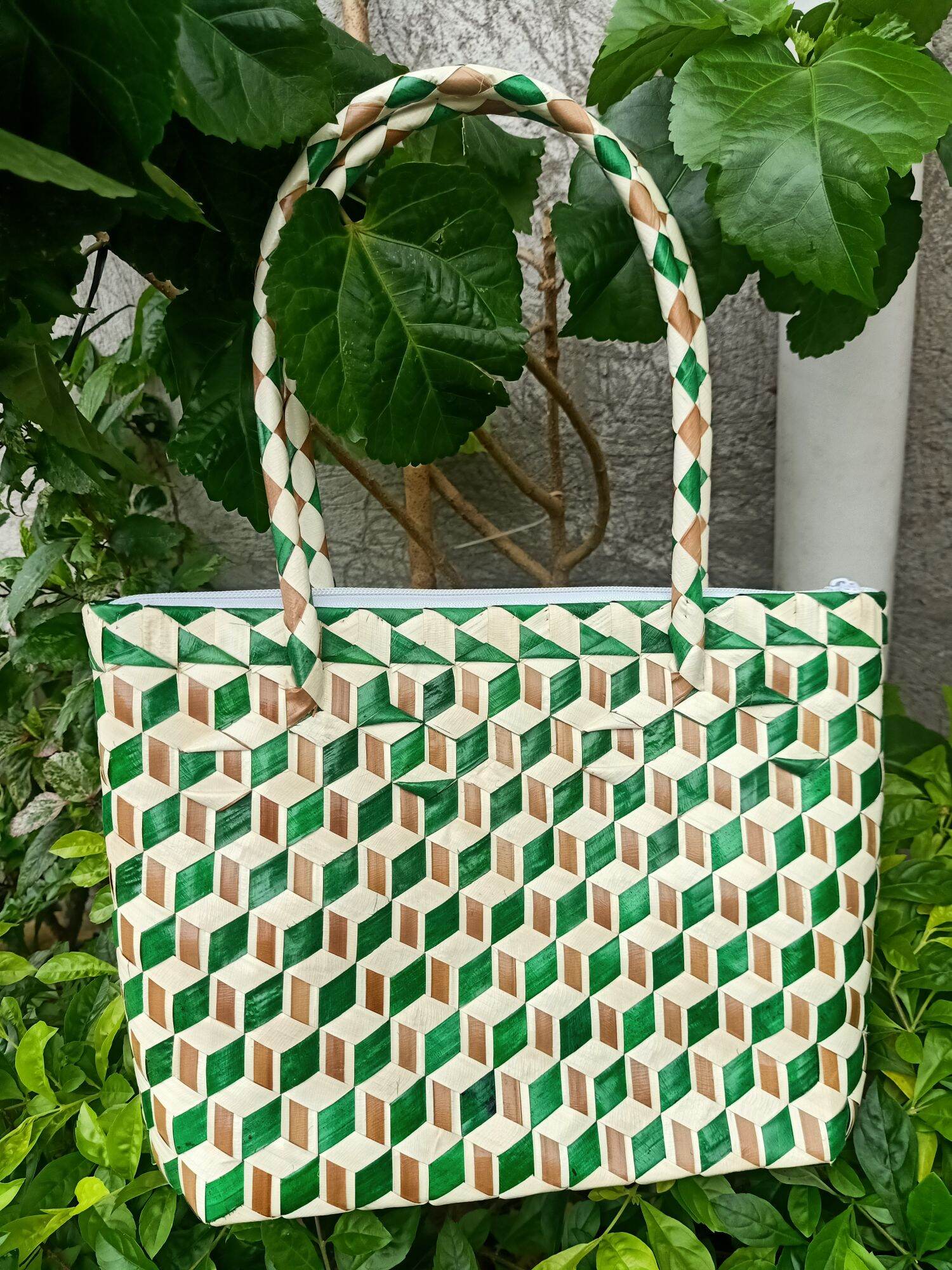 Native buri bag with zipper and twilly 10x12 | Lazada PH