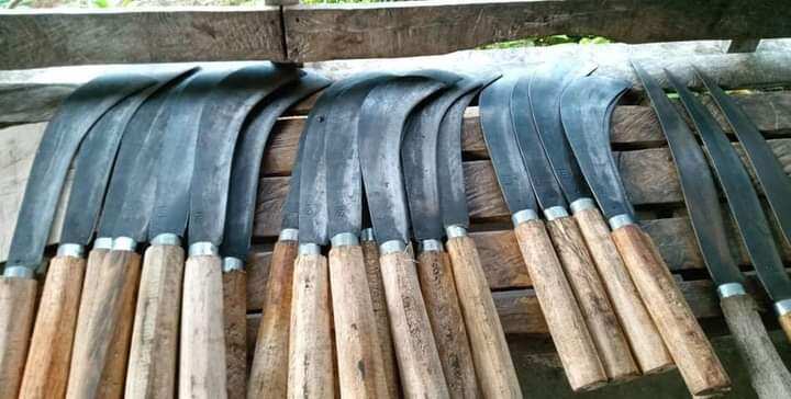 sickle kawit gardining tools original sh molye blade with subo | Lazada PH