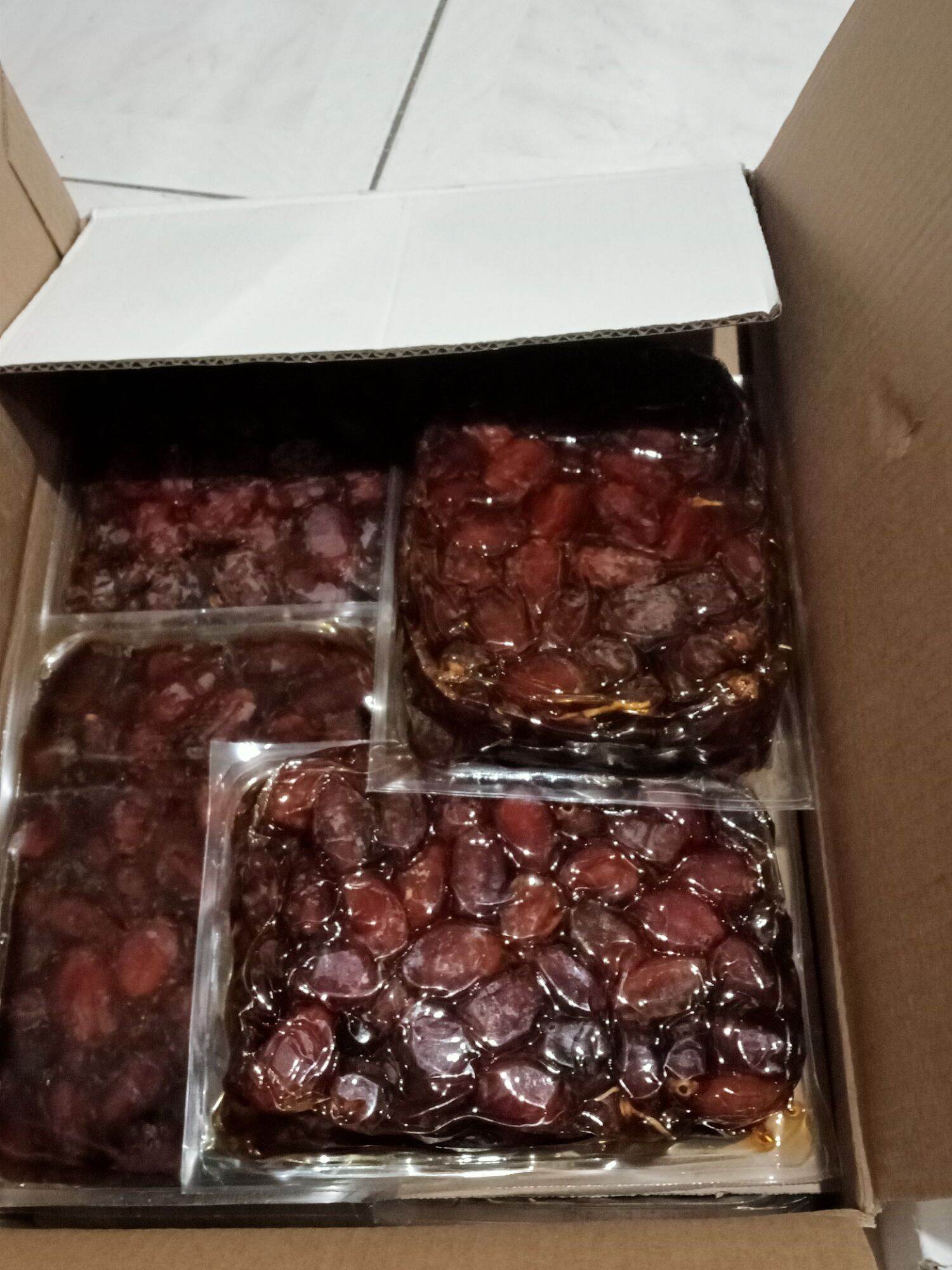 Dates/Tamar miracle fruit with Sesame Seeds from Saudi Arabia 1kilo(Ex ...