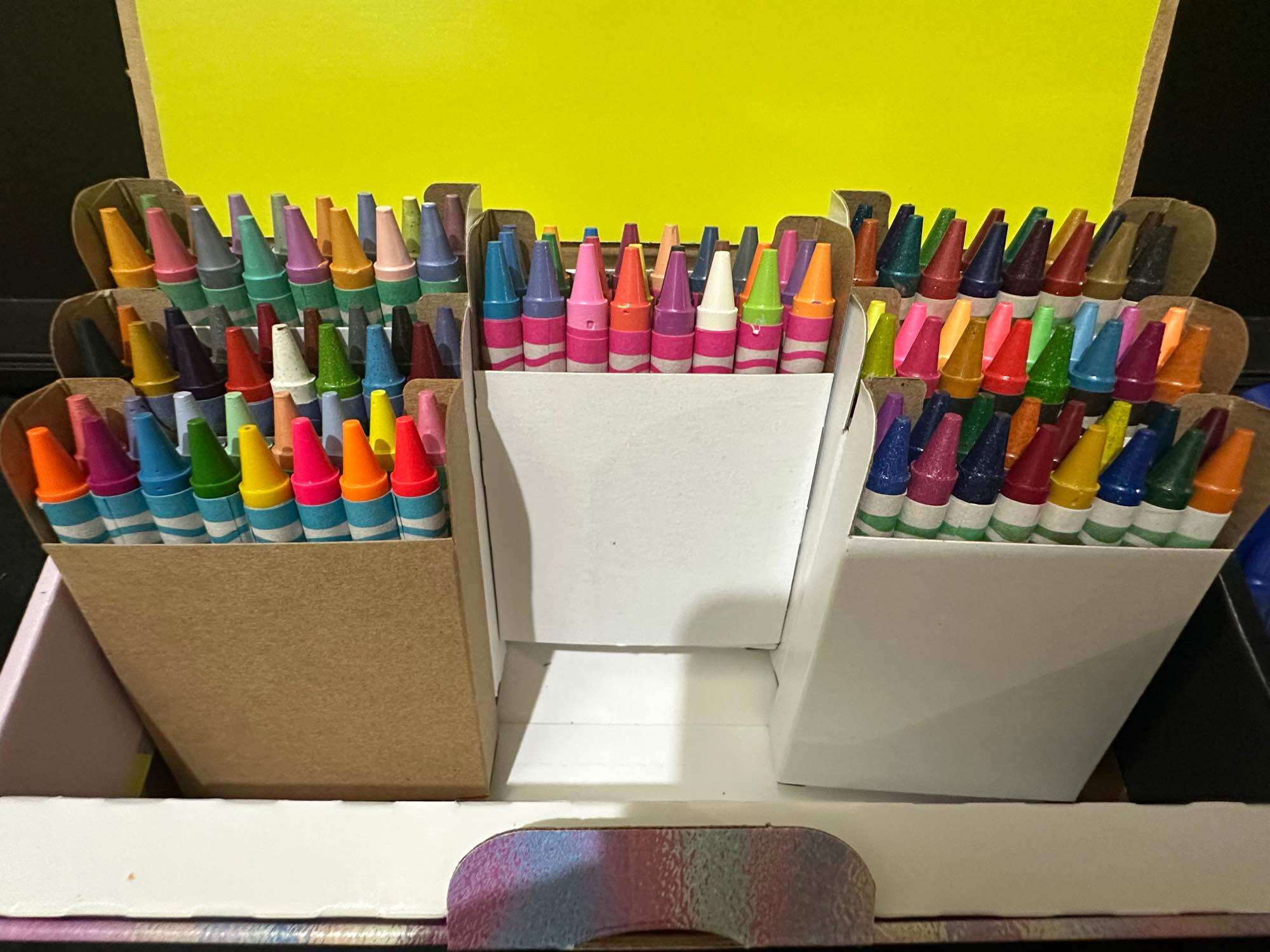 [ 1 BOX ] Crayola Specialty Crayons: Special Effects, 120Ct | Lazada PH