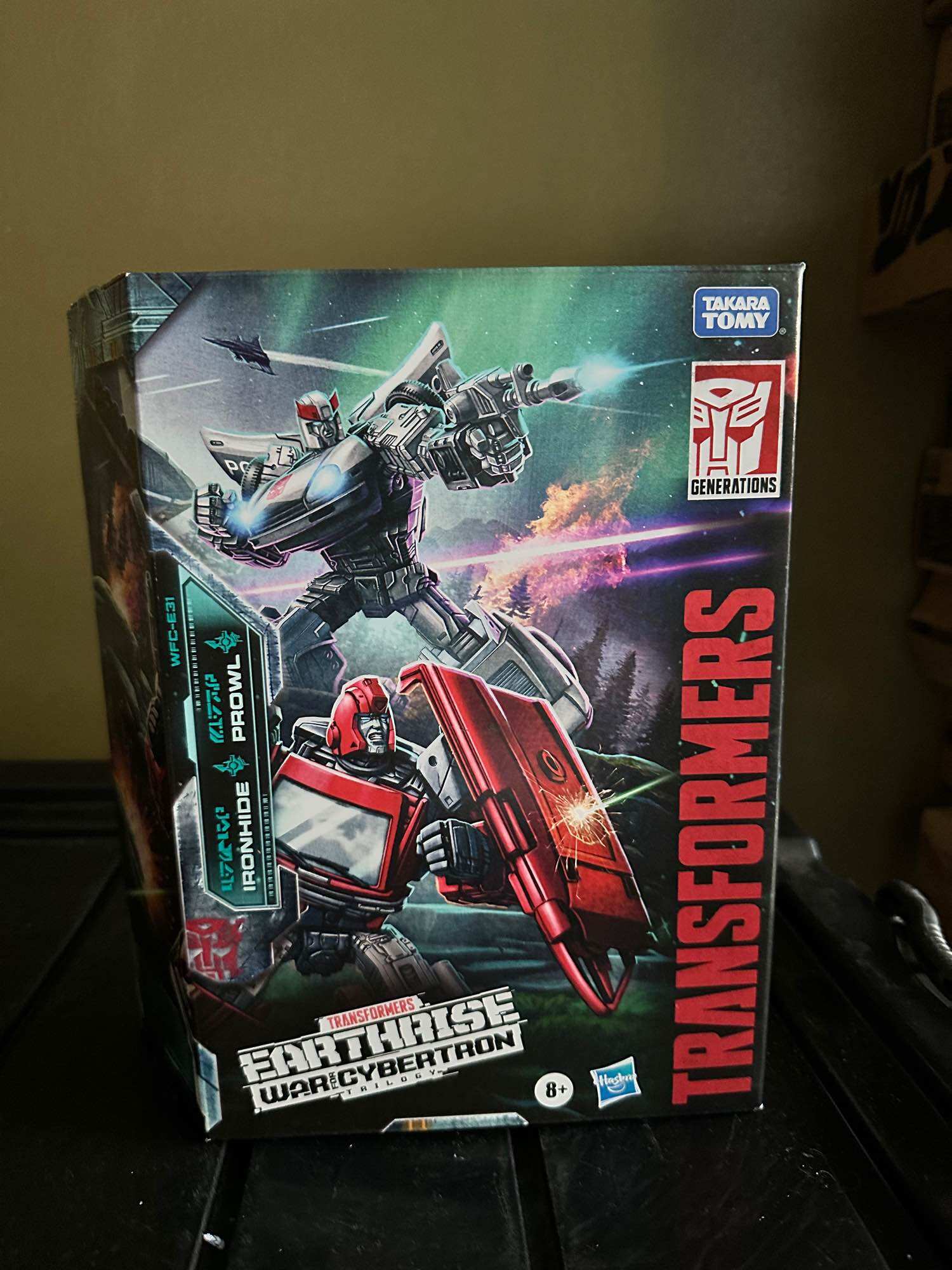 Transformers Earthrise WFC Ironhide & Prowl Deluxe Class | Lazada
