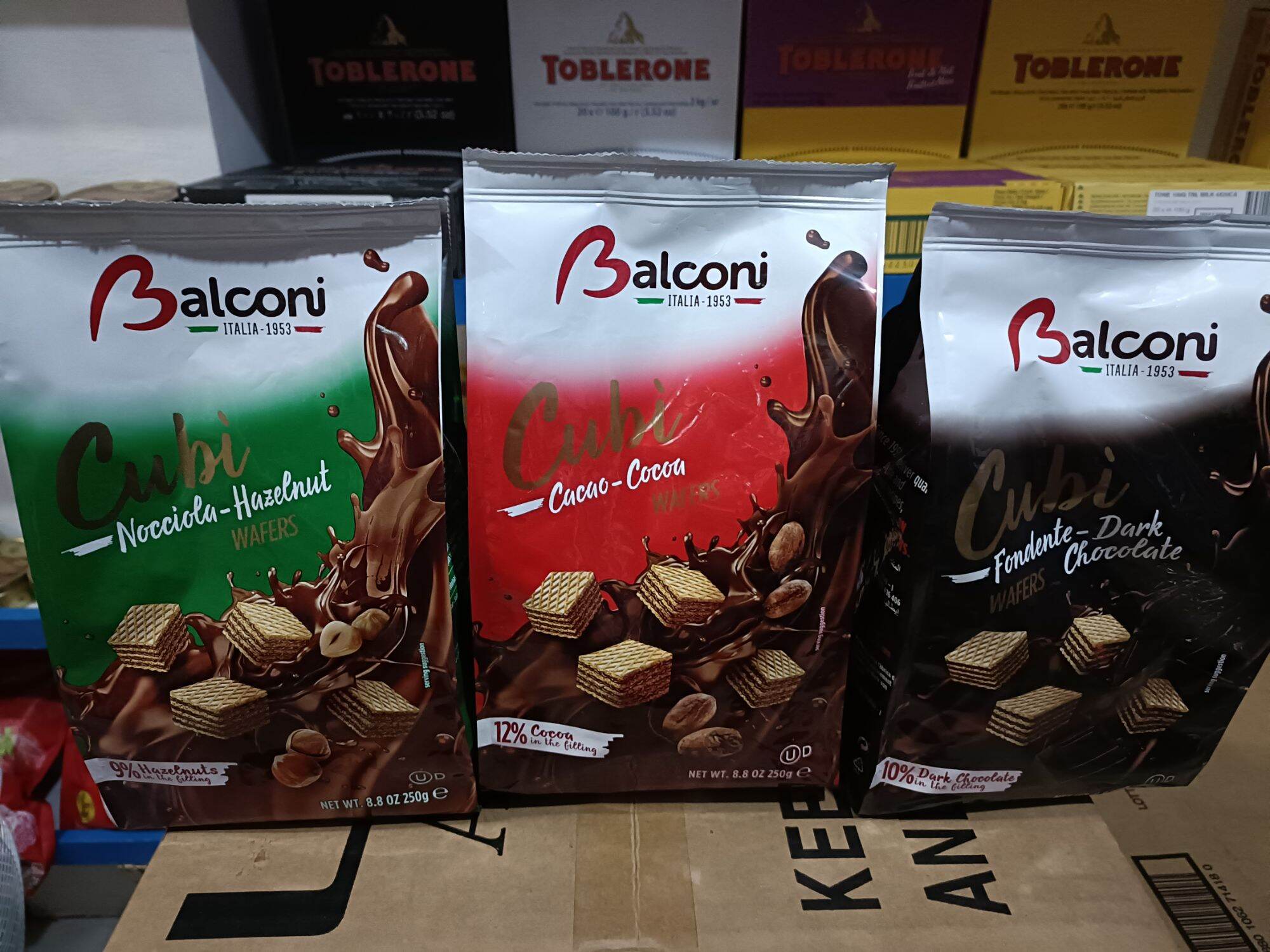 Balconi Cubi nocciola hezelnut wafers/Balconi Cubi cacao cocoa wafers ...
