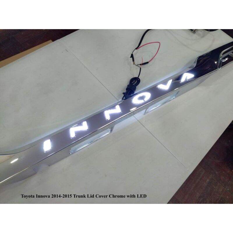 Toyota Innova Trunk Lid with Light (2014-2015) | Lazada PH
