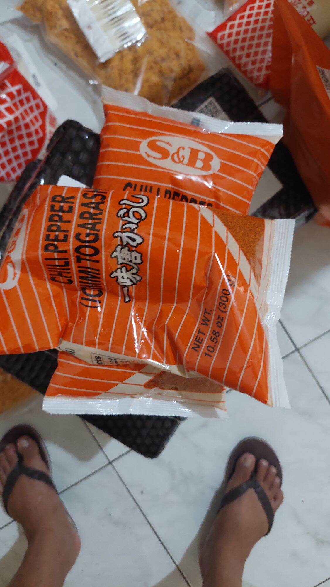 S&B brand CHILI PEPPER 300G | Lazada PH