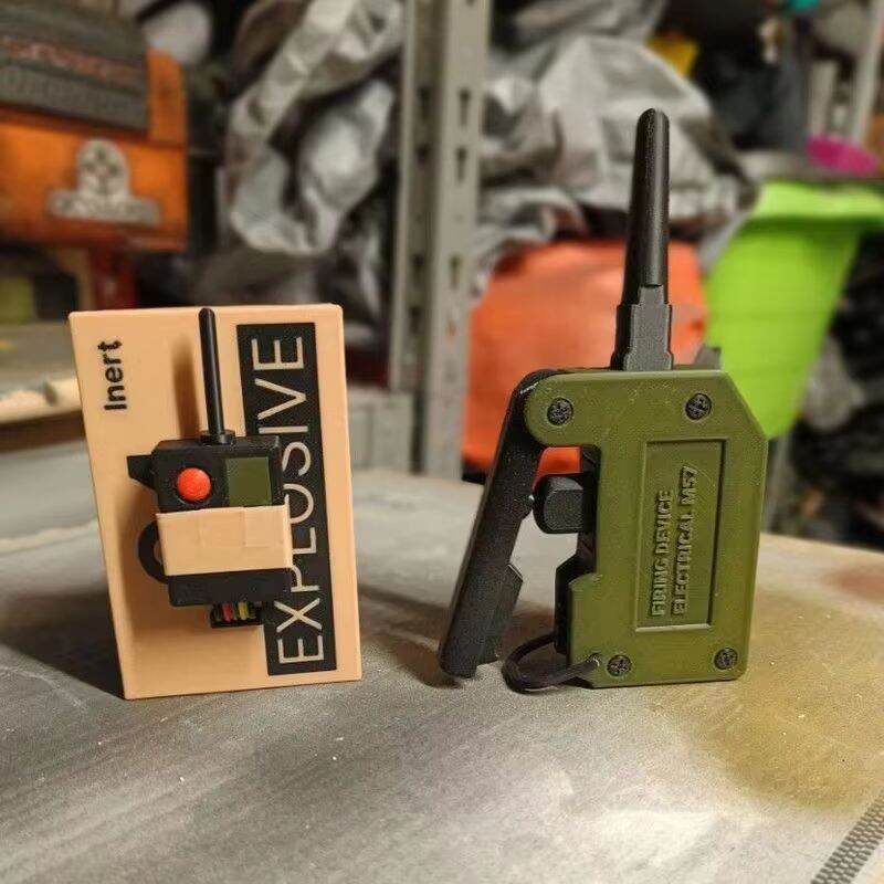 2025 NEW Cosplay Cs Bomb Model Set C4 Detonator Props Bomb Model ...