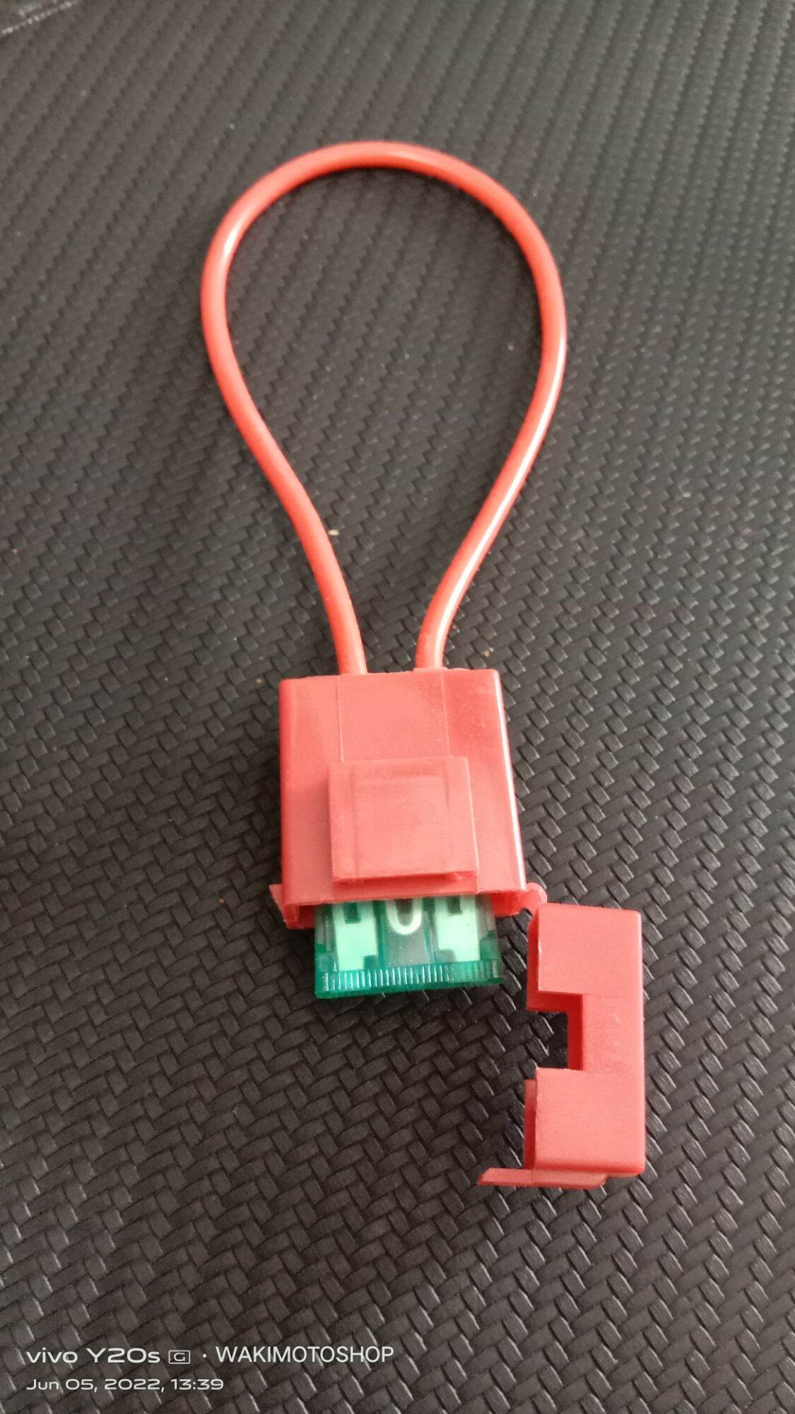 Fuse with Box Flat Type Fuse 10A for Motorcycle 12V. | Lazada PH